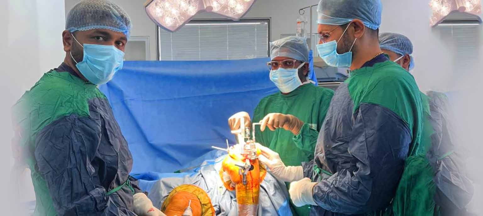 About Us | Dr Digen Lukhi